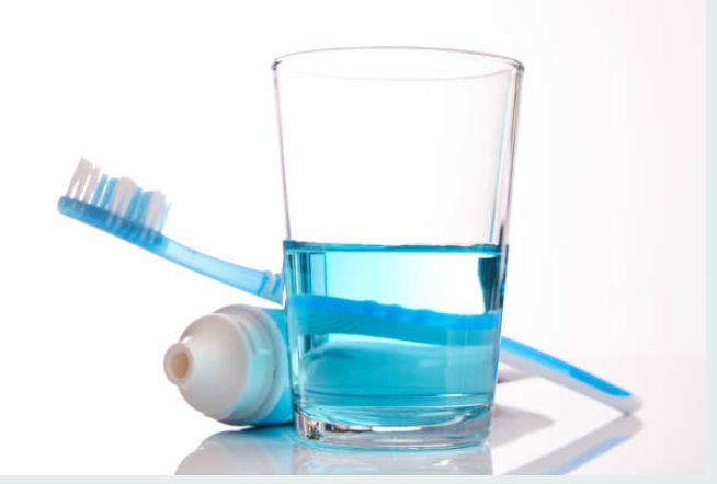 Mouthwash Manual 101: All you Need to Know - Domy